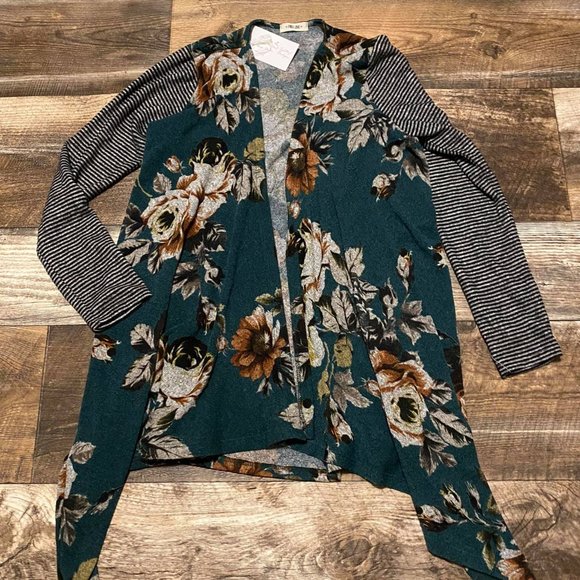 First Love | Sweaters | First Love Floral Cardigan | Poshmark